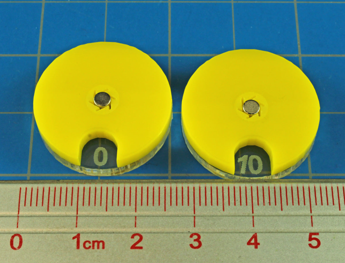 Circular Combat Dials Numbered 0-10 Yellow 2