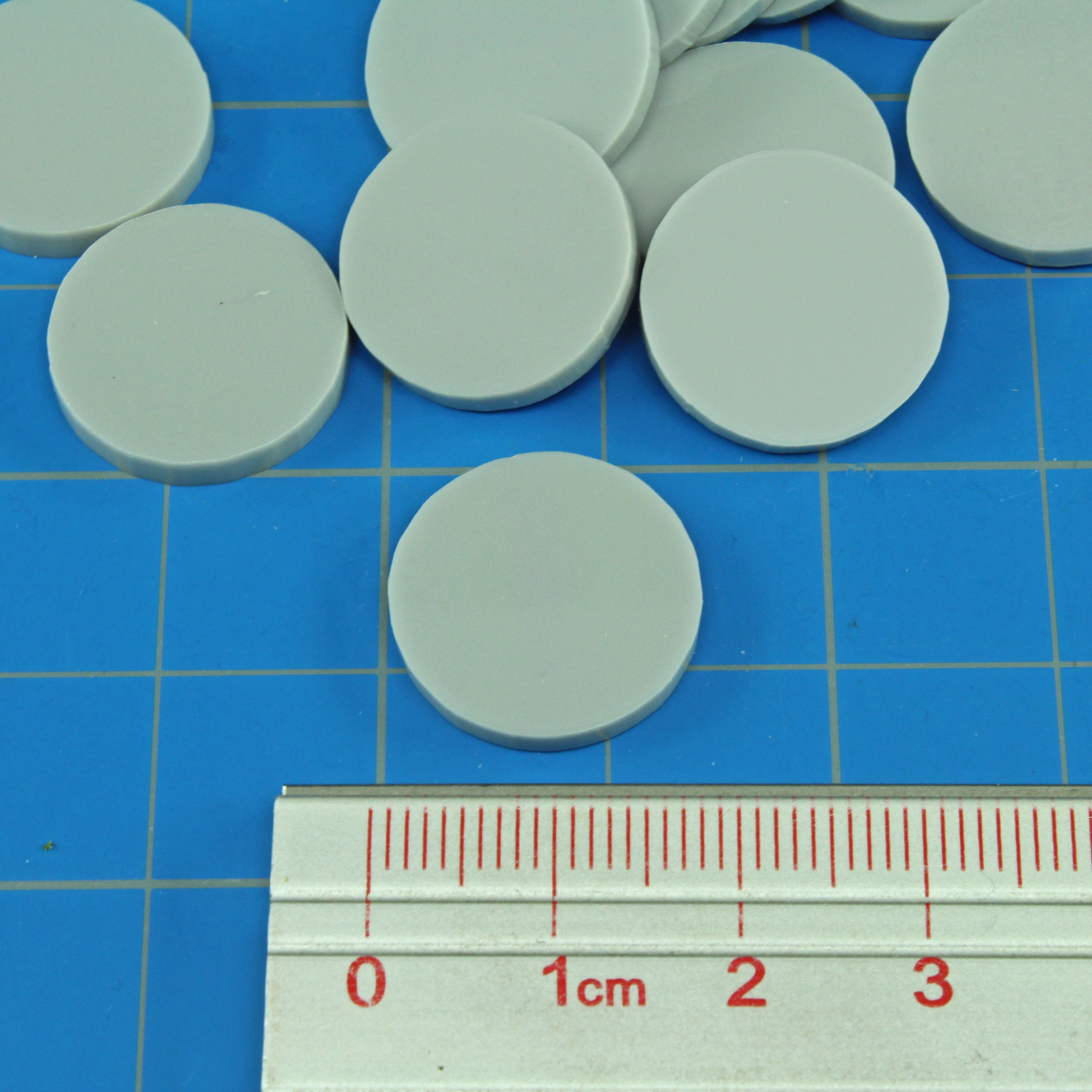18mm Circular Game Tokens Grey 25